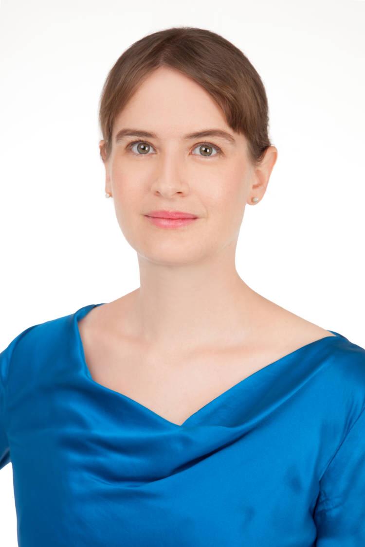 Caroline Thomas - Hauzen LLP